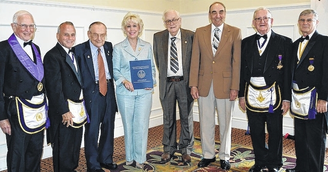 Three Dallas residents receive Masonic Service Awards | Dallas Post